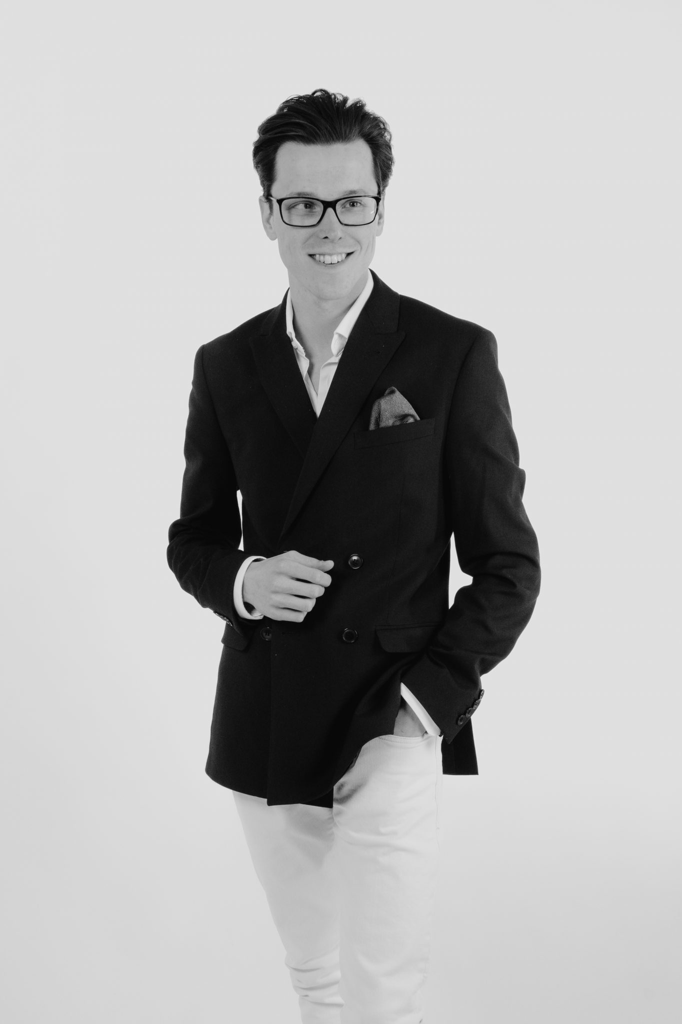 ALEX WEST I BEING CLASSY NEVER GOES OUT OF STYLE.